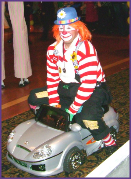 Children’s Clown Magic Show - Bernie's Fun House